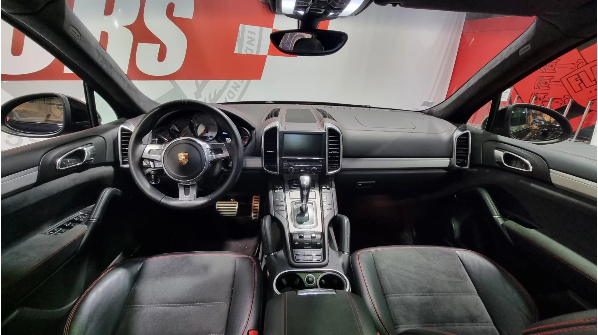 Porsche Cayenne GTS occasion chez LINEA Motors