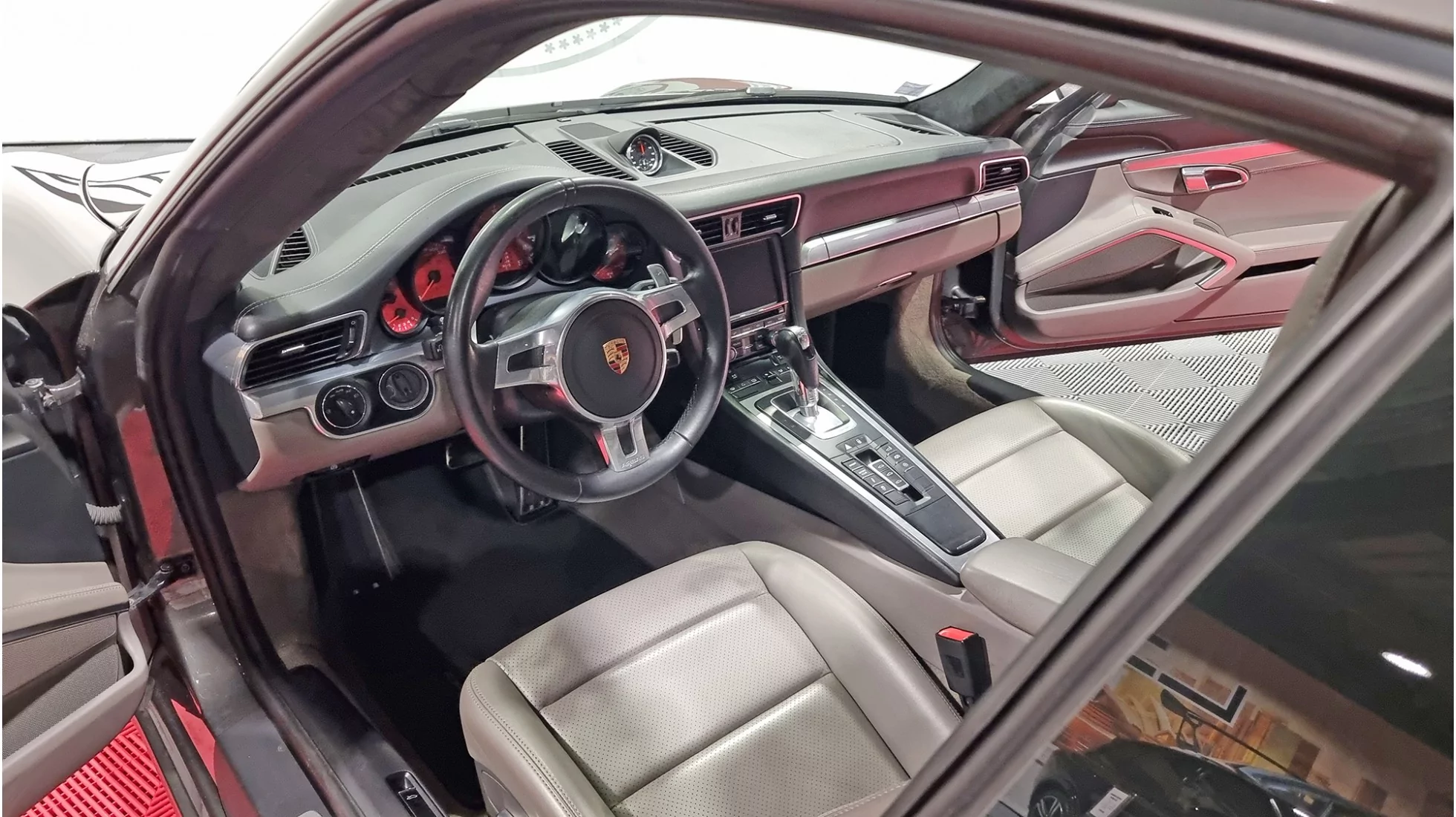 Porsche 991 Carrera 4S 400