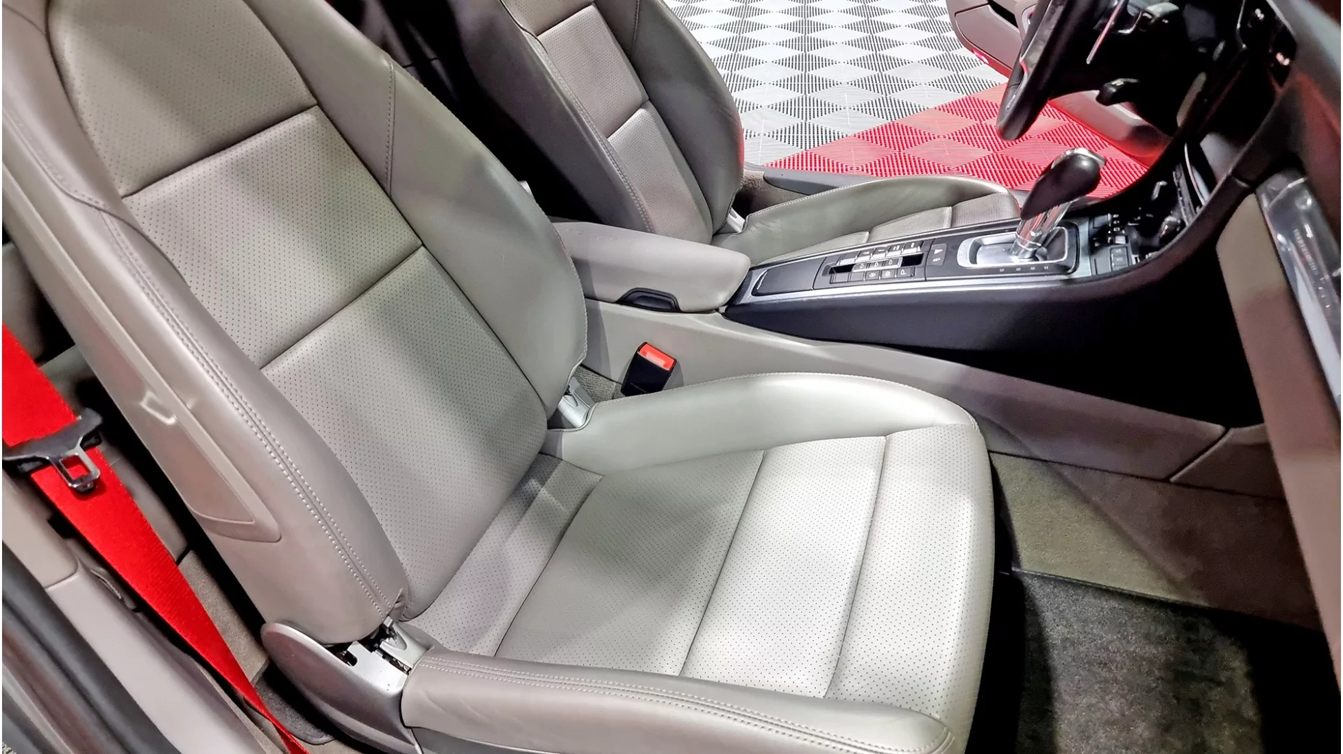 Porsche 991 Carrera 4S 400